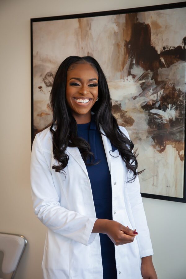 Meet Dr. Phyllis Pobee: Compassionate Weight Loss Care
